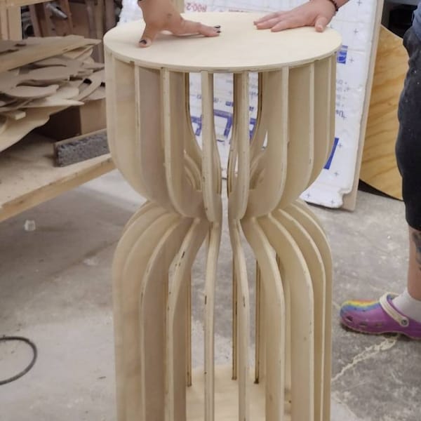 Cylinder Pedestal Stand CNC Template: Parametric Slat Design (digital ...