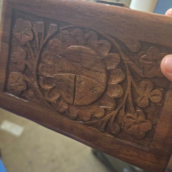 Foldable Jewelry Box With 3 Compartments, Engraved Wood Jewelry ...