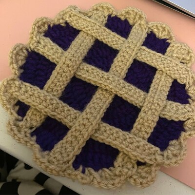 Cherry Pie Purse Crochet Pattern Cottagecore Nature Woodland Aesthetic ...