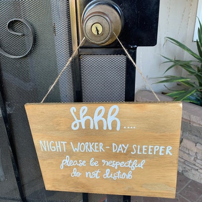 Night Shift Worker Sleeping Wood Door Sign, Do Not Disturb Sign, Nurse ...