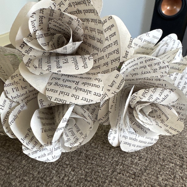 Book Roses, Book Page Flowers, Literary Gift, Bibliophile, Bookworm ...