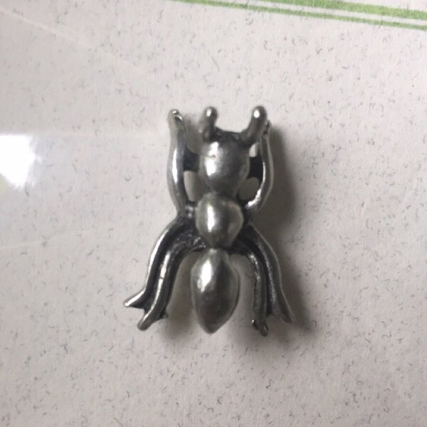 Ant Lapel Pin - CC281- Ants, Bugs, Picnic, Colony Pins - Etsy
