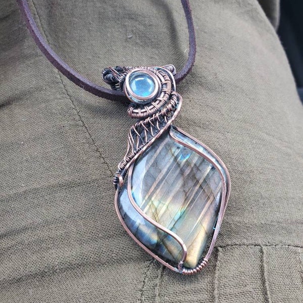 CUSTOM HANDMADE. Black and Brown Fossilized Palm Root Moon With Smoky ...