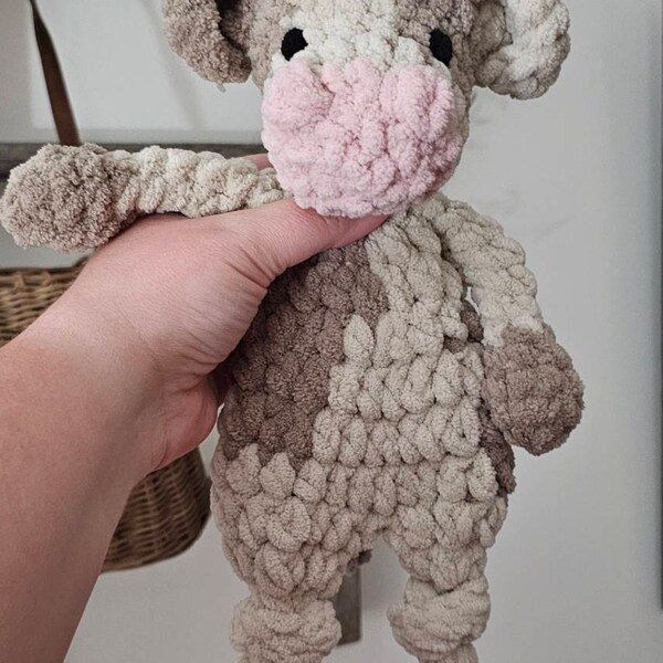 MINI Clemmie Cow Knotted Lovey — Crochet Cow PATTERN - Etsy