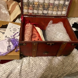 HUGE WITCHCRAFT KIT Witch Alter Sets Wand Kit Witch Kits Potion Kit ...