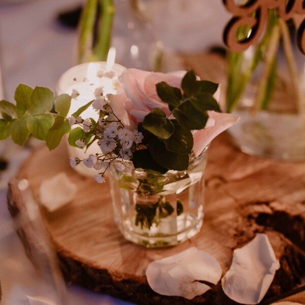 Emerald Green Petals/ Dark Green Table Decor/ Hunter Green Decor/ Green ...