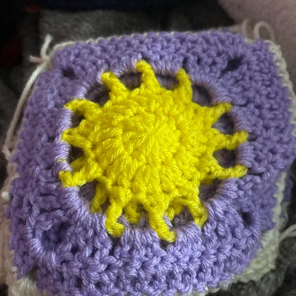 Tangled Inspired Sun Granny Square Pattern | Sun Granny Square Crochet ...