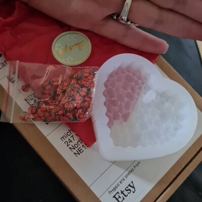 Heart Resin Mould Pocket Hug Heart Silicone Pocket Mould Heart Resin ...