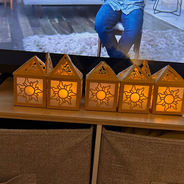 Favor Box 3D SVG Template Sun Gift Box Fairy Tales Grimm Brothers Girl ...