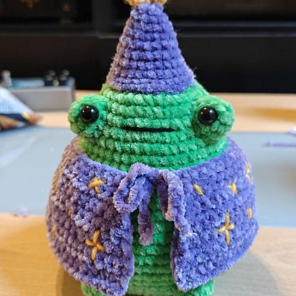 Jumbo Wizard Frog Crochet Pattern / Chunky Crochet Wizard Mage / US PDF ...