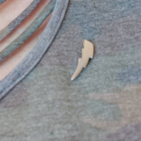Lightning Bolt Pewter Lapel Pin- CC575- Lightning, Thunderstorms, Flash ...