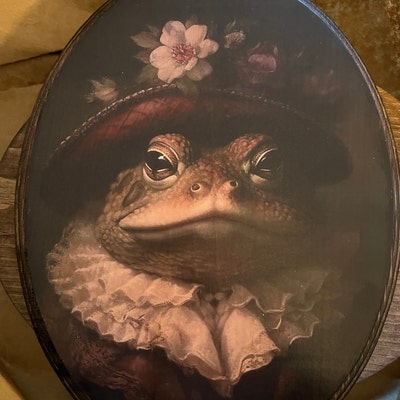 Miss Frog Victorian Portrait Vintage Style Cottagecore Animal Wall Art ...