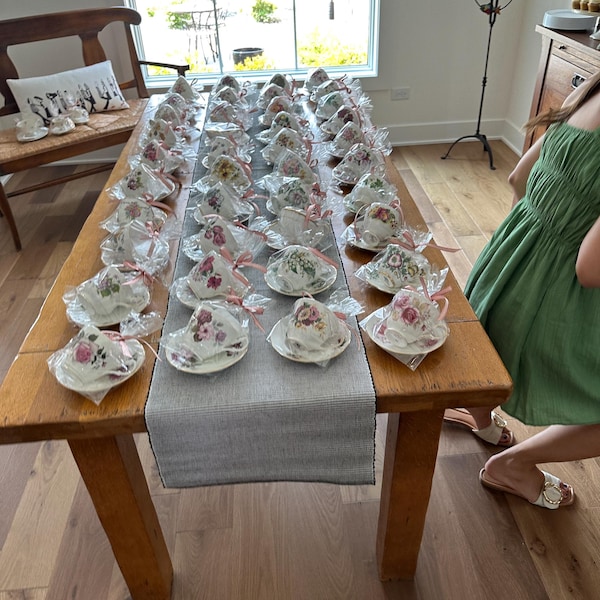Broken Completely Mismatched Tea Cups and Saucers- Vintage Tea Cups ...