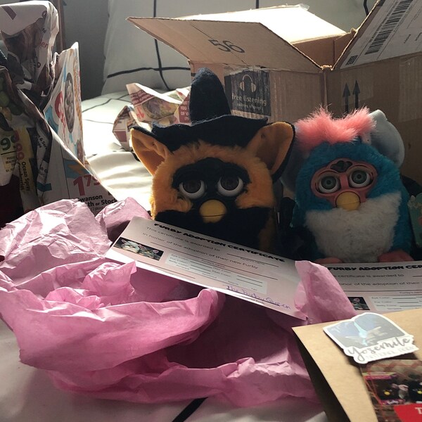 Adopt a Furby mango 2005 Hasbro Tiger Electronics Mango Emoto-tronic ...