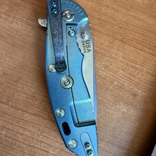 Benchmade Bugout 535 ULTEM™ Belmont Scales - Etsy