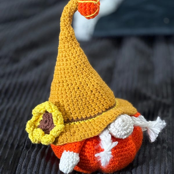 Pumpkin Gnomes Crochet Pattern, Halloween Pumpkin Decor, Halloween ...