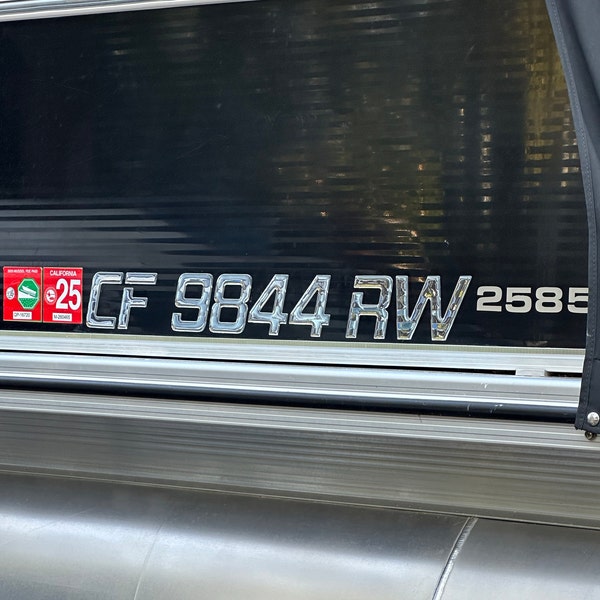 Wake Series Domed Boat Lettering White Center / Chrome Outline Raised ...