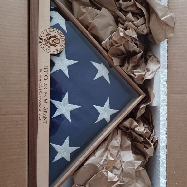 Personalized Memorial Flag Display Case for a 5' X 9.5' Burial or ...