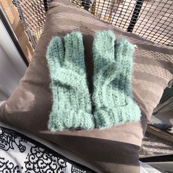 Cloven - Three Finger Mittens Crochet Pattern PDF - Medieval Style ...