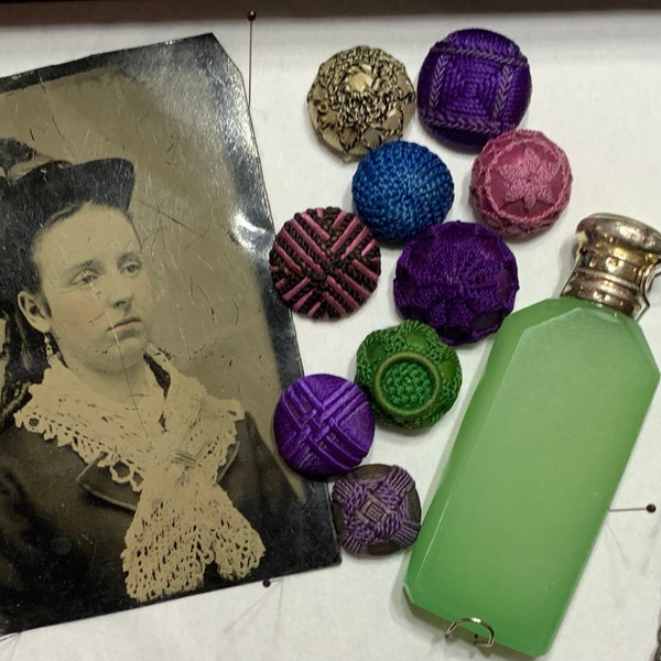 Small Antique Metal Picture Buttons - Lot# 25-4-1 - 20 Buttons Ca. 1880 ...