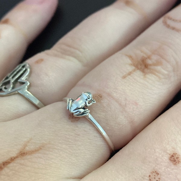 Frog Ring, Sterling Silver Dainty Frog Ring, Animal Ring, Frog Jewelry, Frog Prince, Dainty ...