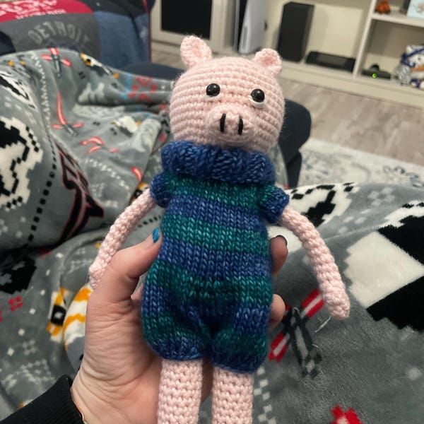 Amigurumi Cat Pattern | A Kitten and Her Mittens | Crochet & Knit - Etsy
