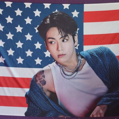 Seventeen Hoshi Horanghae Pose Flag Banner, Hoshi American Tapestry ...