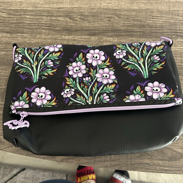 Tula Pink Queen of Hearts Crossbody Purse - Etsy