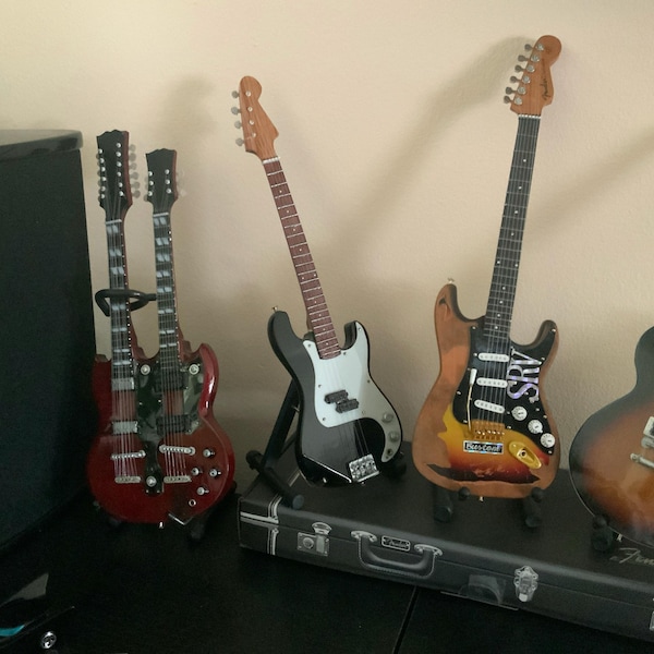 TOM PETTY Mini Sunburst Guitar Memorabilia Free Stand Display Gift - Etsy