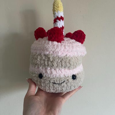 Birthday Cake Crochet PATTERN PDF ONLY, Cake Crochet Amigurumi Pattern ...