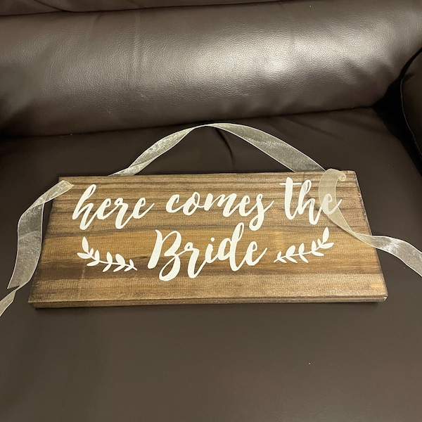 Here Comes the Bride Sign - Wedding Sign - Custom Wedding Sign - Rustic ...