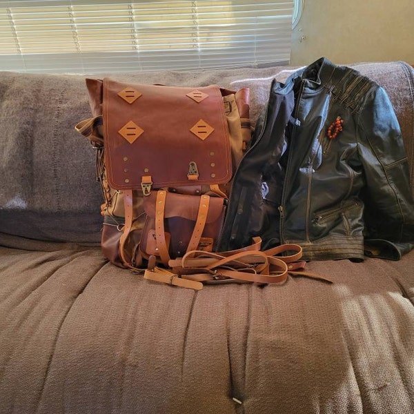 Bushcraft Wool Blanket, Sleeping Bag, Handmade Leather Strap, Camping ...