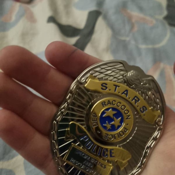 Raccoon City R.P.D. Red Banner Metal Costume/cosplay Badge 66mm X 63mm ...