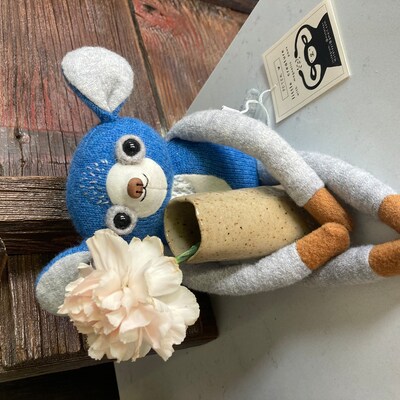 Muta Mutant SALOMON With Magnetic Paws Wool Design Toy Wild Animal ...