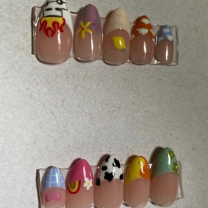 Cottage Core Green Frog Nails - Etsy