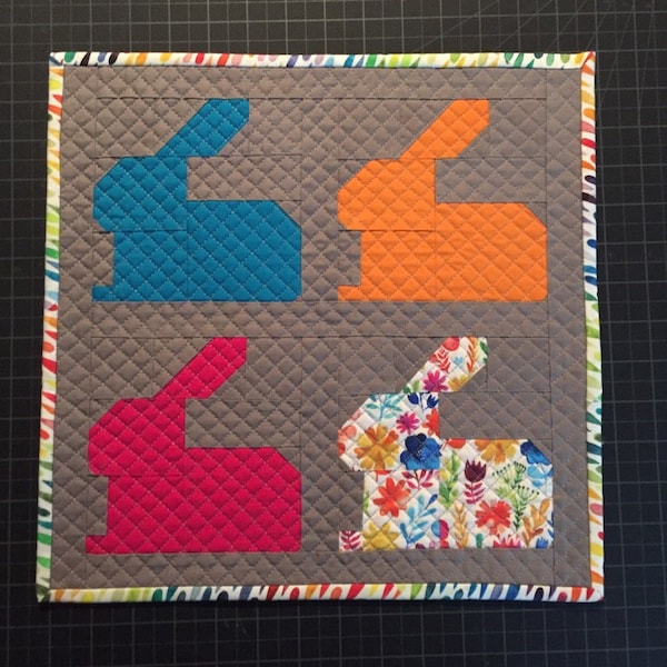 PDF Easter Quilt Pattern - Hippity Hoppity MINI - Etsy