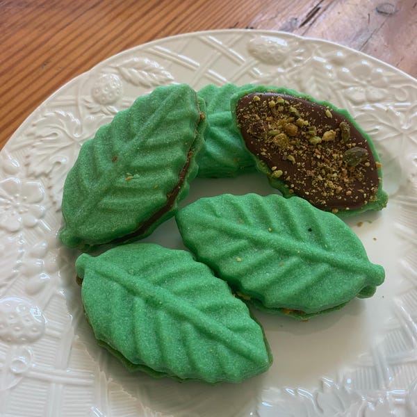 Italian Leaf Cookie Mold and Cutter, KV2216 - Etsy