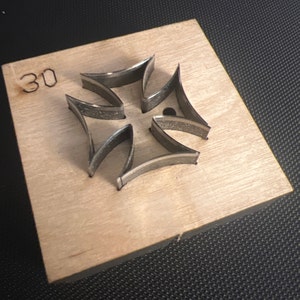 Custom Shape Leather Steel Cutting Die,leather Cutting Die ...