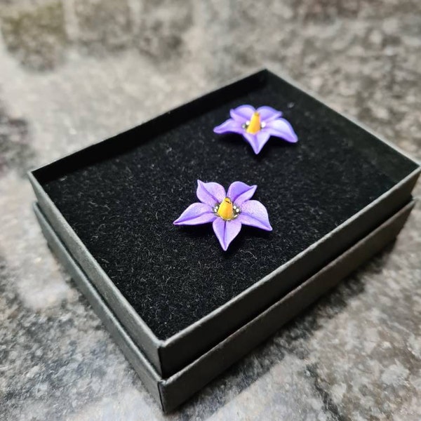 Violet Pin Brooch - Etsy