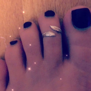 Boho Feather Adjustable Toe Ring / Gold or Sterling Silver / - Etsy