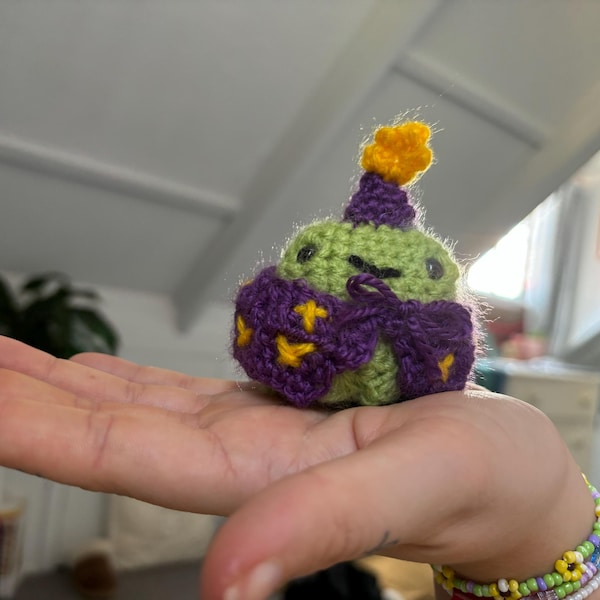 Wizard Frog Crochet Pattern / Magic Frog Crochet / US PDF Pattern ...