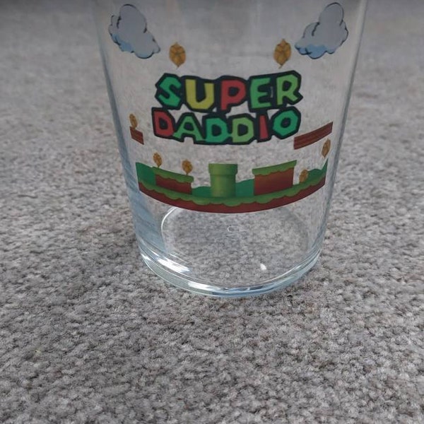 Holly Heist Santa Beer Pint Glass, Craft Beer Gift Barware, Secret ...