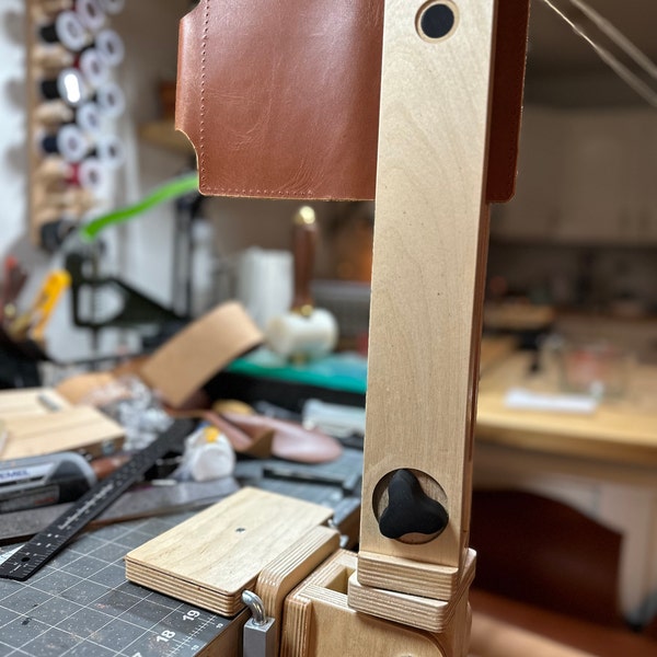 HV - Large Leather Craft Stitching Pony Vise (8" Fixed Clamping Space ...