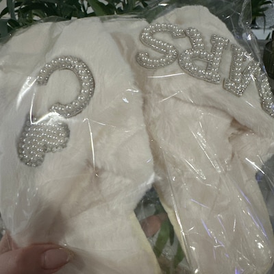 Pearls Bride Fluffy Slippers Rhinestone Mrs Slippers Custom Bridal ...