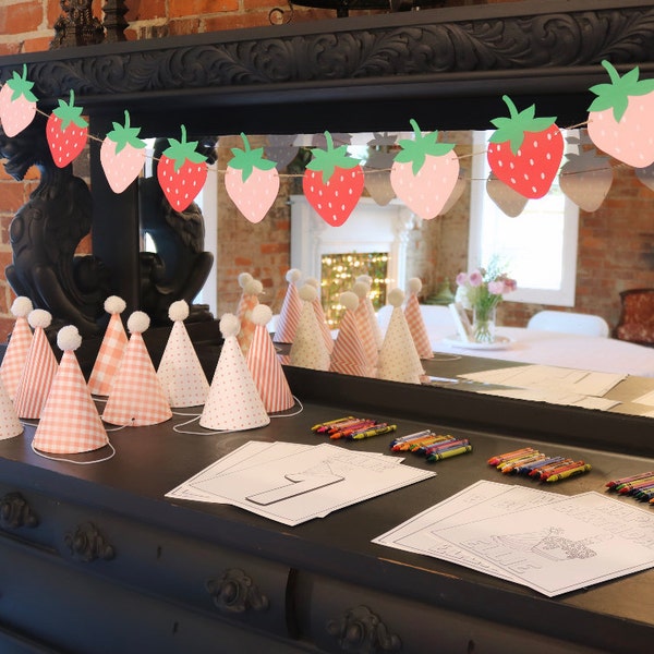 Red Pattern Party Hats | Red Gingham Party Hats | Printable Download ...