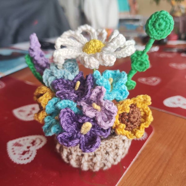 Pothos Plant Crochet Pattern, Sunflower Basket Mix Crochet Pattern ...
