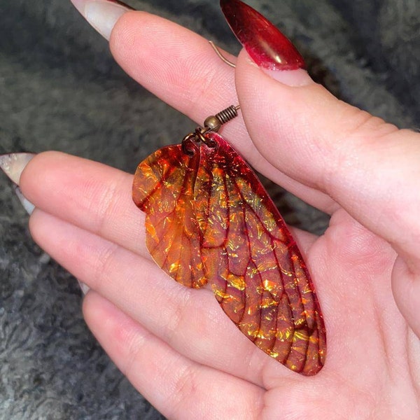 Medium Midnight Blue Fairy Wing Earrings. Iridescent faerie wings on ...