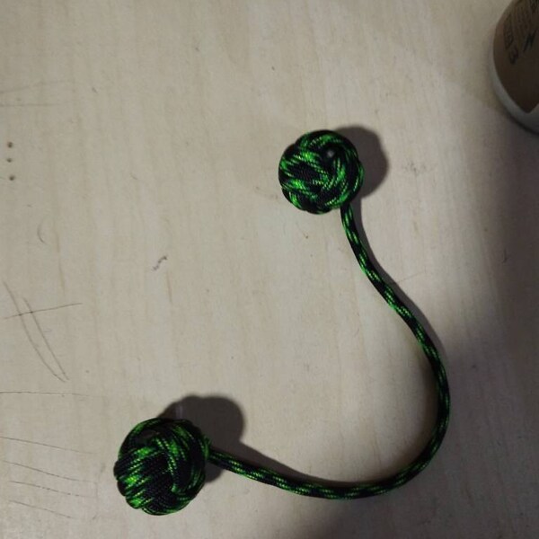 6" Paracord Figit Skill Toy * Mini Monkey Fist Begleri * Hand Skill ...