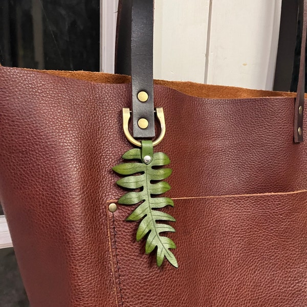 Fern Leather Keychain / Forager Gift Ideas / Cute Key Accessories ...