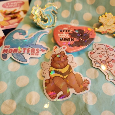 Yale Centicore Mythical Hard Enamel Pin / Gift Fun Pin Design Lapel Pin ...